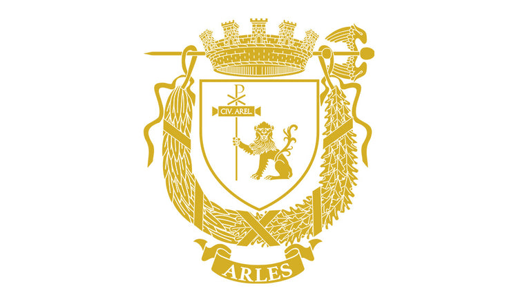 Le Blason de Arles : Histoire et Signification – Citadelle